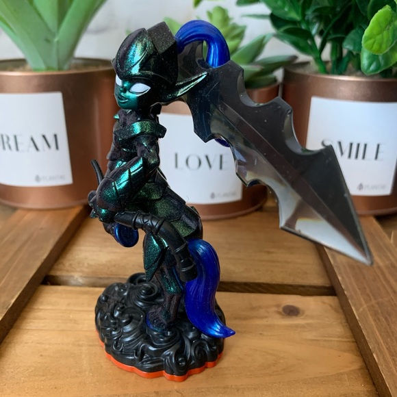 Activision | Toys | Skylander Knightmare Trap Team Universal Trap Mast ...